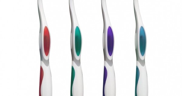 GUM Summit+ Toothbrush Soft Compact